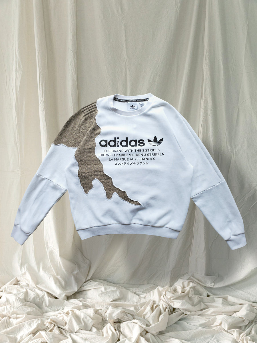 Cracked Adidas Pullover – saaltstudio